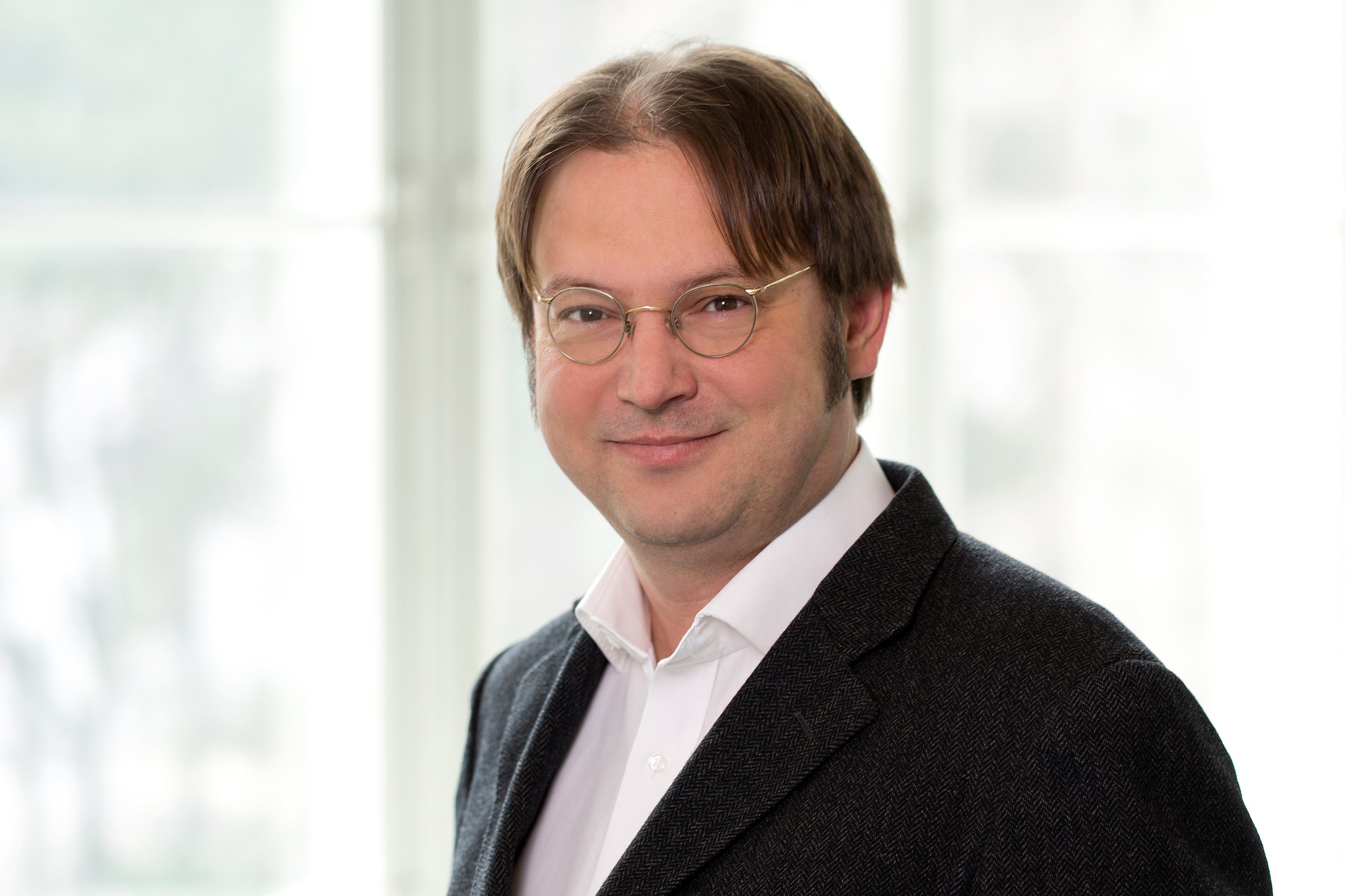 Complexity researcher Stefan Thurner awarded “Scientist of the Year”