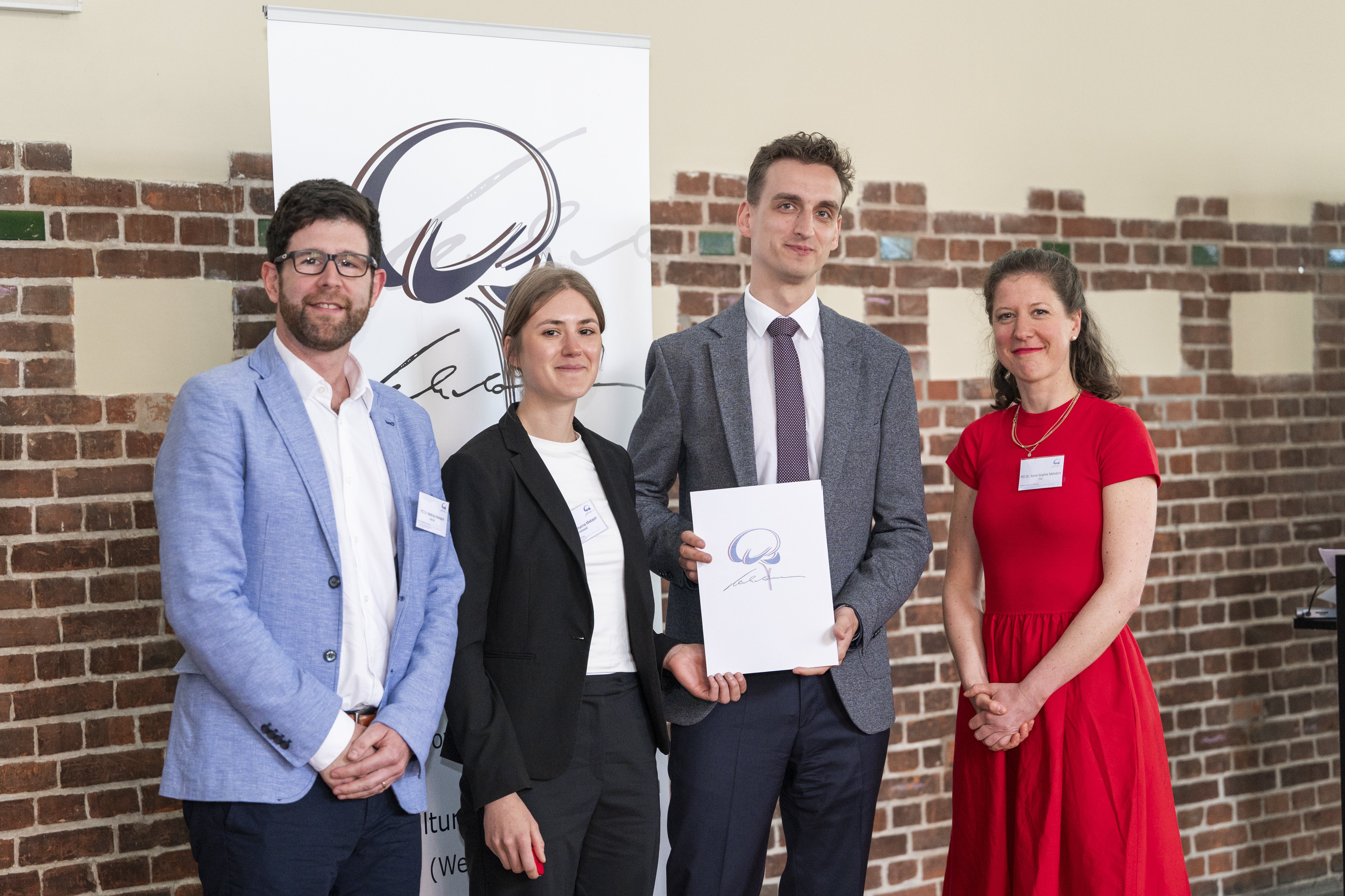 Eric Freund receives award from the Mehdorn Foundation