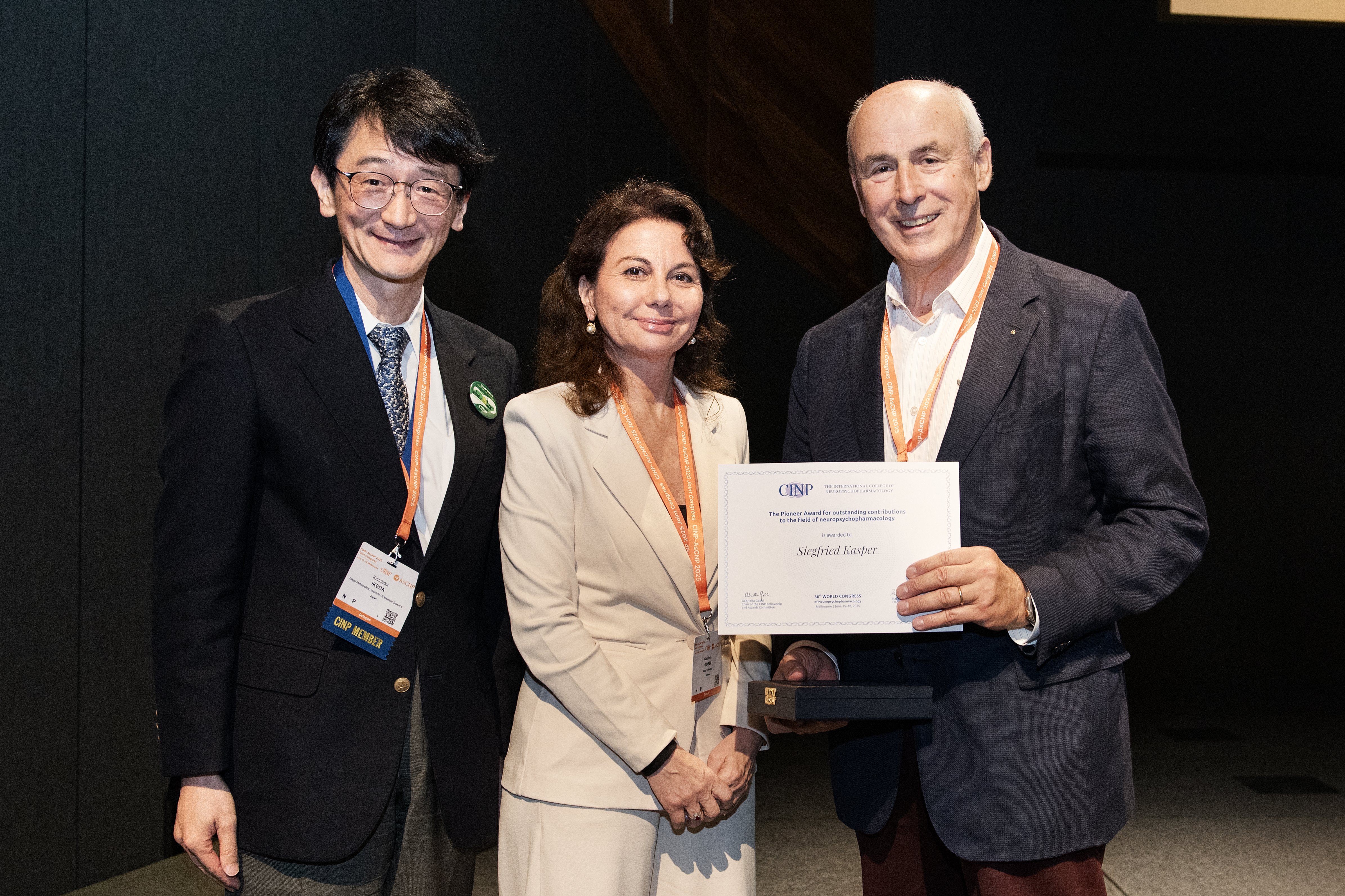 Siegfried Kasper receives Pioneer Award from the International College ...