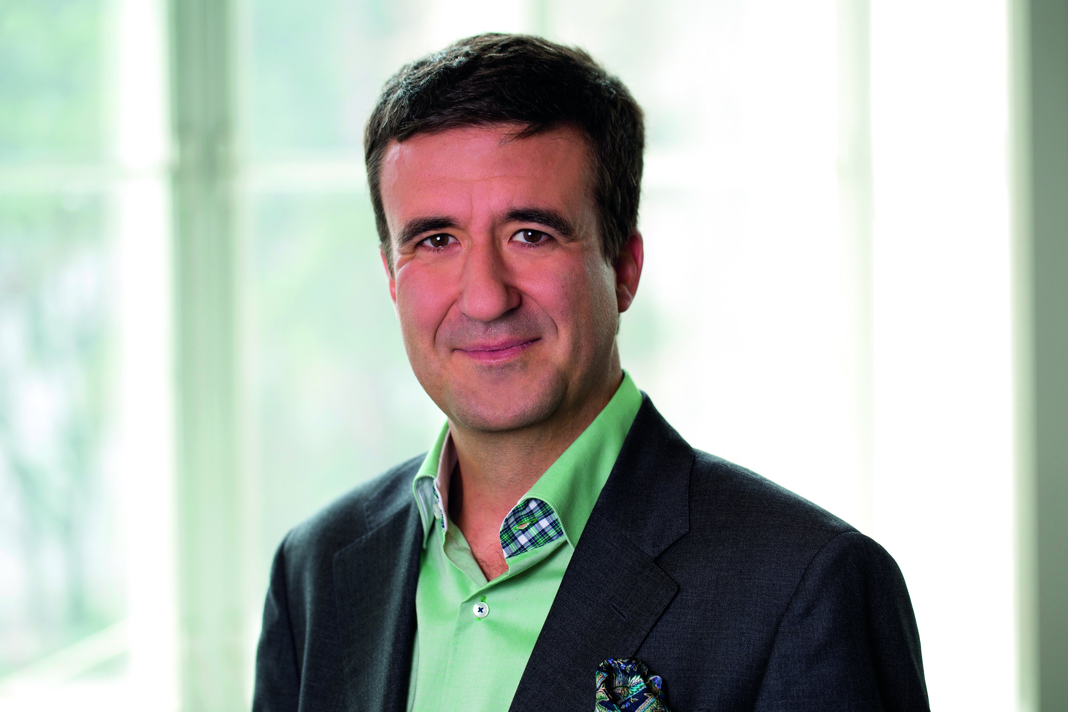 Thomas Beyer becomes President of the European Society for Hybrid, Molecular and Translational ...