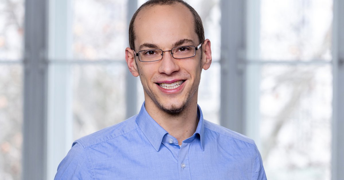 Thomas Vogl erhält Elisabeth Lutz-Preis der Akademie der Wissenschaften